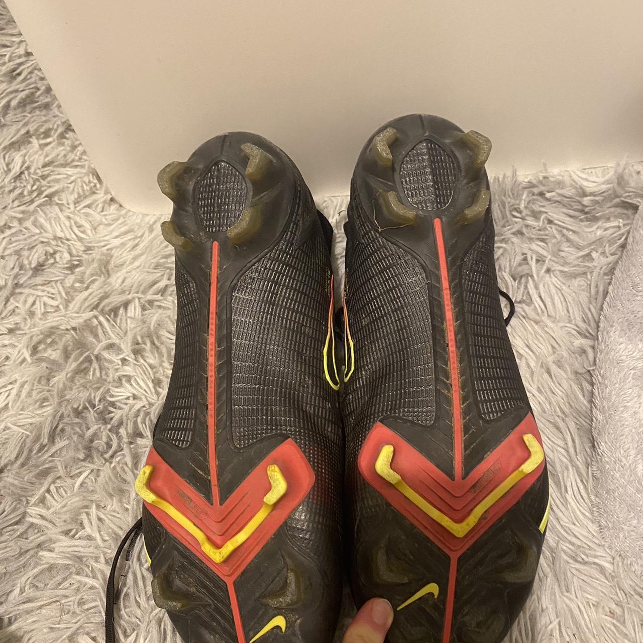 Black mercurial Nike football boots Size 9 9/10... - Depop