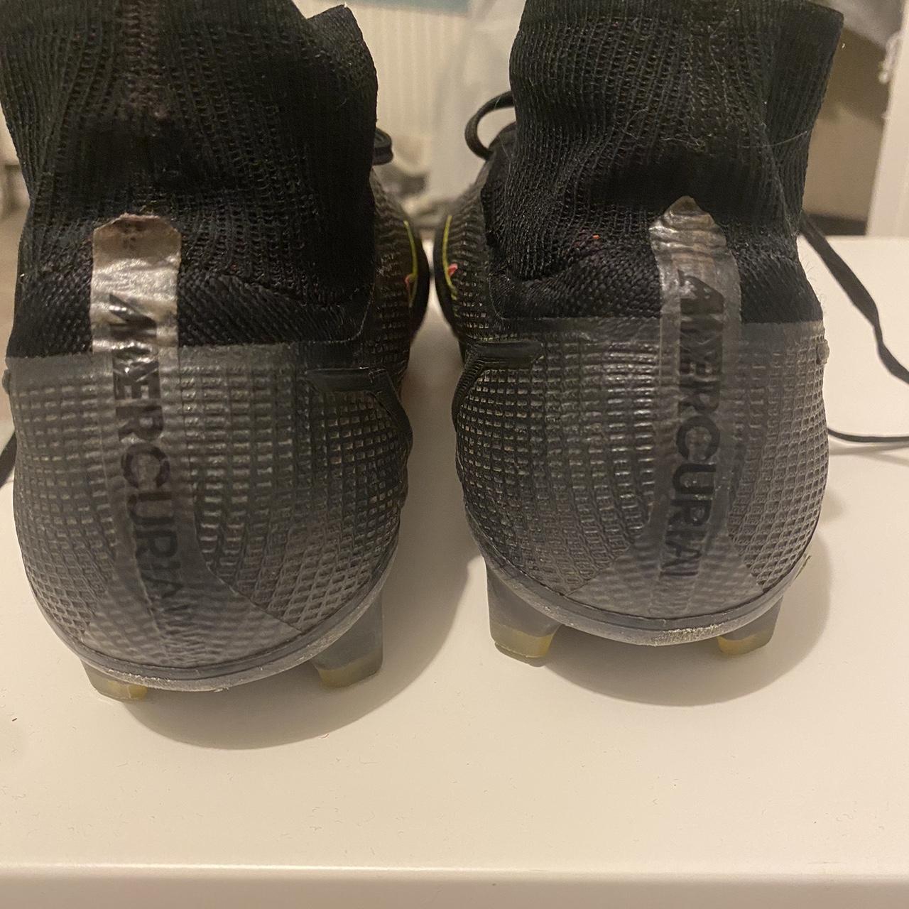 Black mercurial Nike football boots Size 9 9/10... - Depop