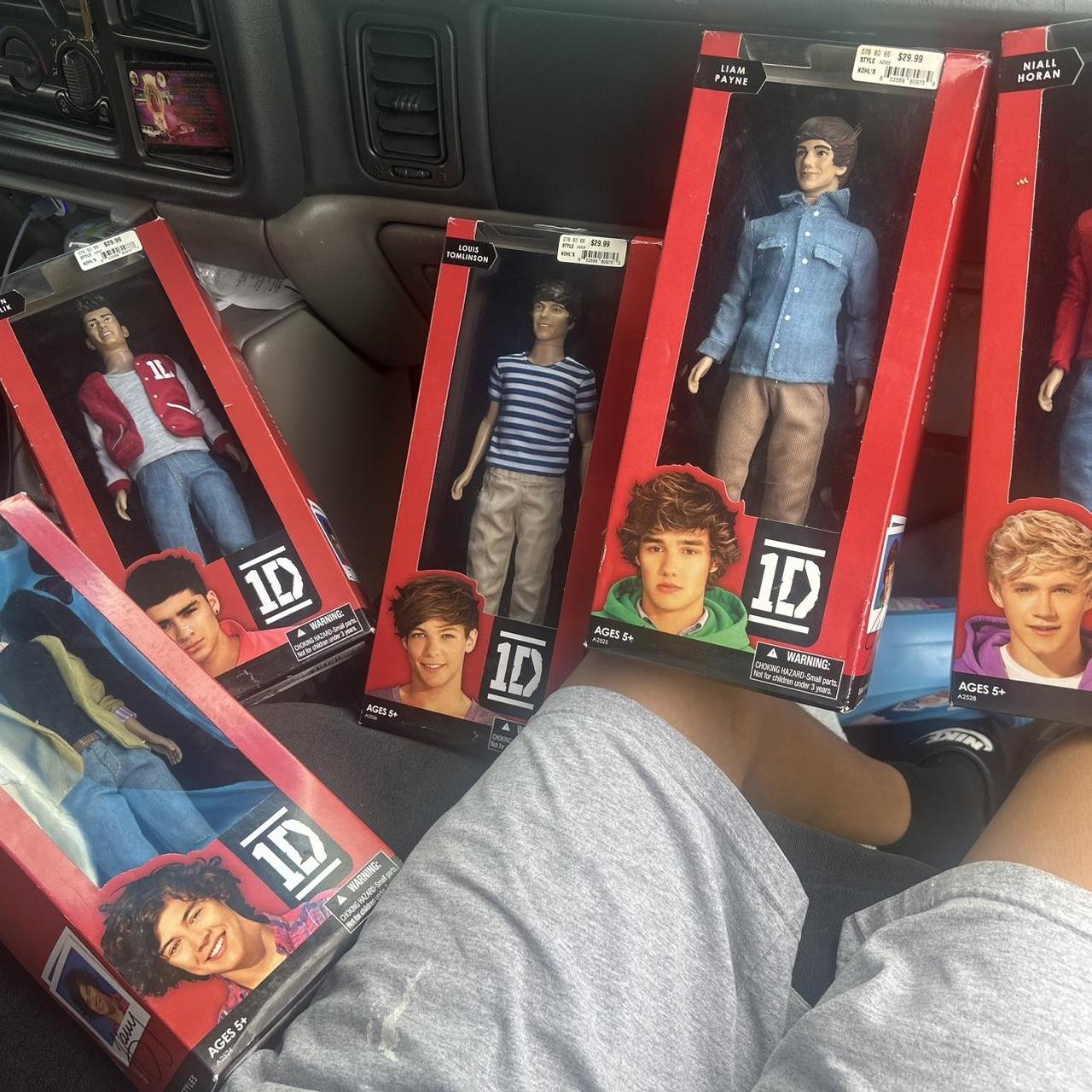One direction dolls - Depop