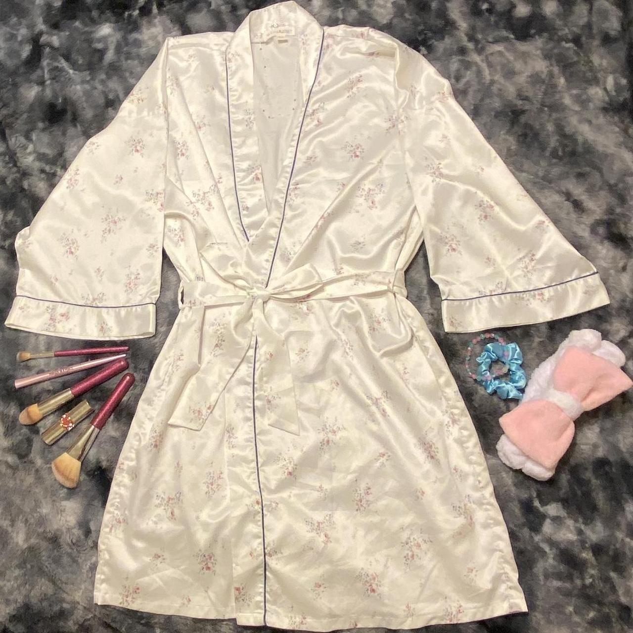 Floral silk robe Wear while getting ready to go out... - Depop