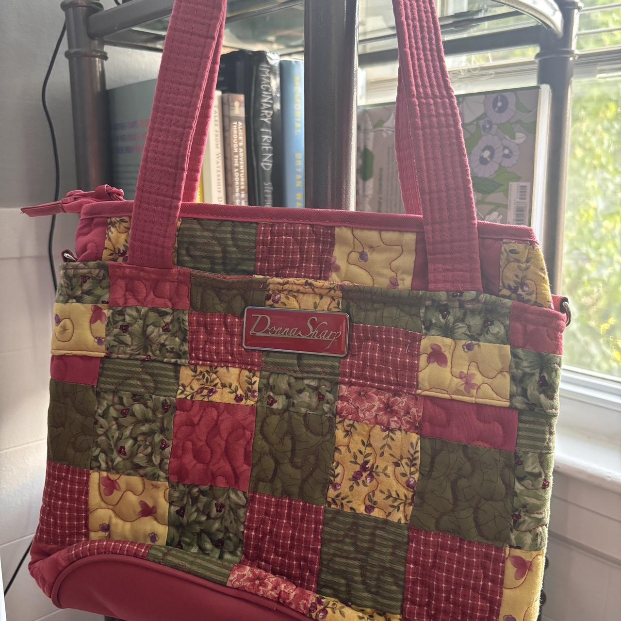 vintage donna sharp quilted hand bag! super... - Depop