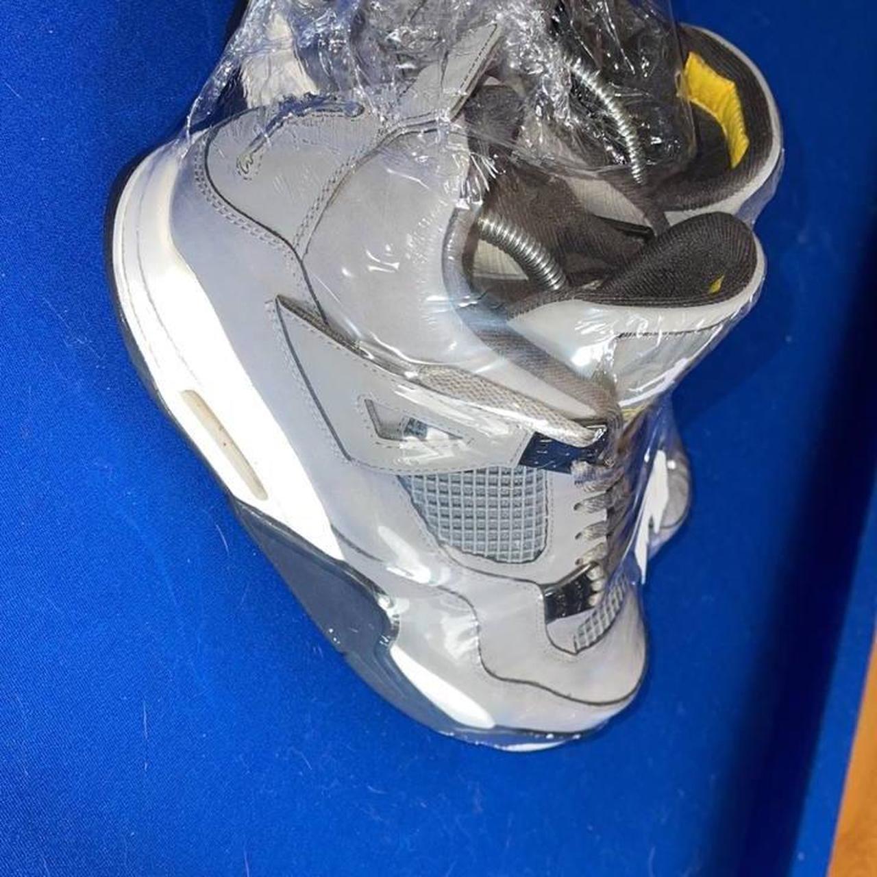 Jordan 4 Cool Grey Size 9.5 Mens #jordan #grey... - Depop