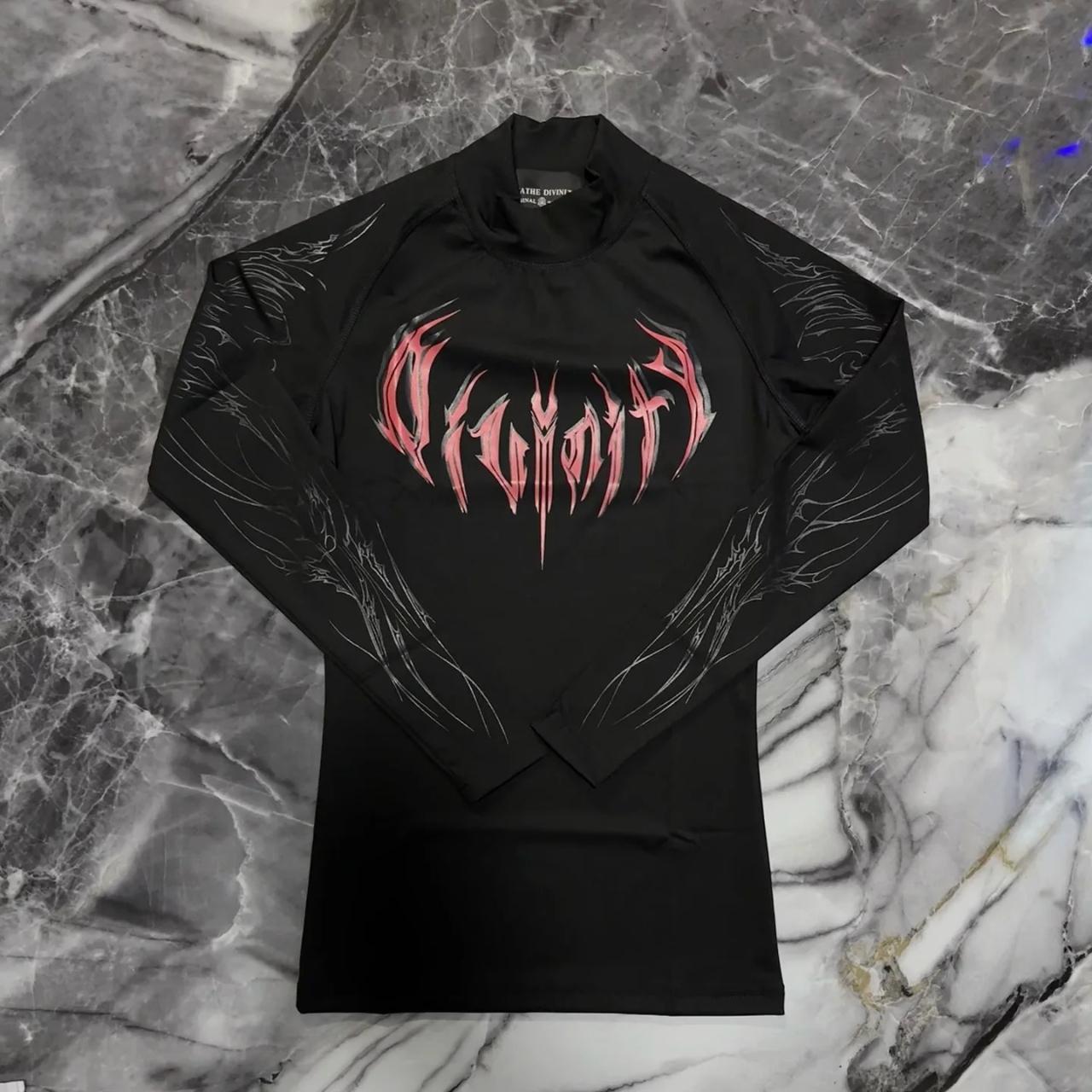 BREATHE DIVINITY compression collar long sleeve gym... | Depop