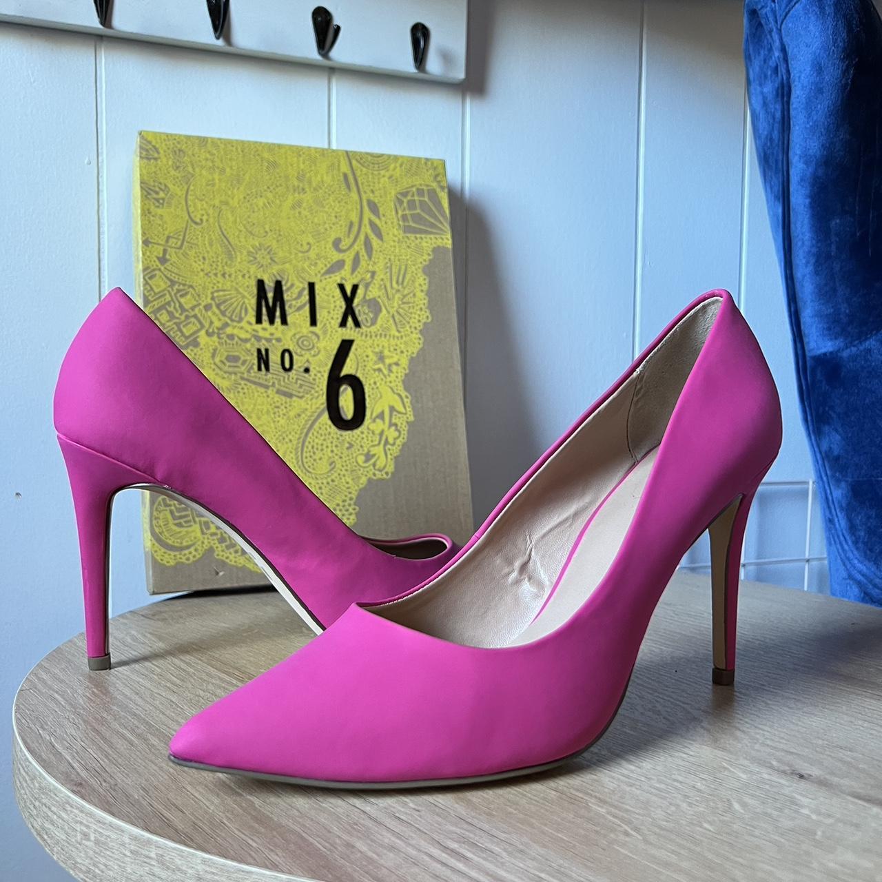 Mix No. 6 Women's Pink Courts | Depop