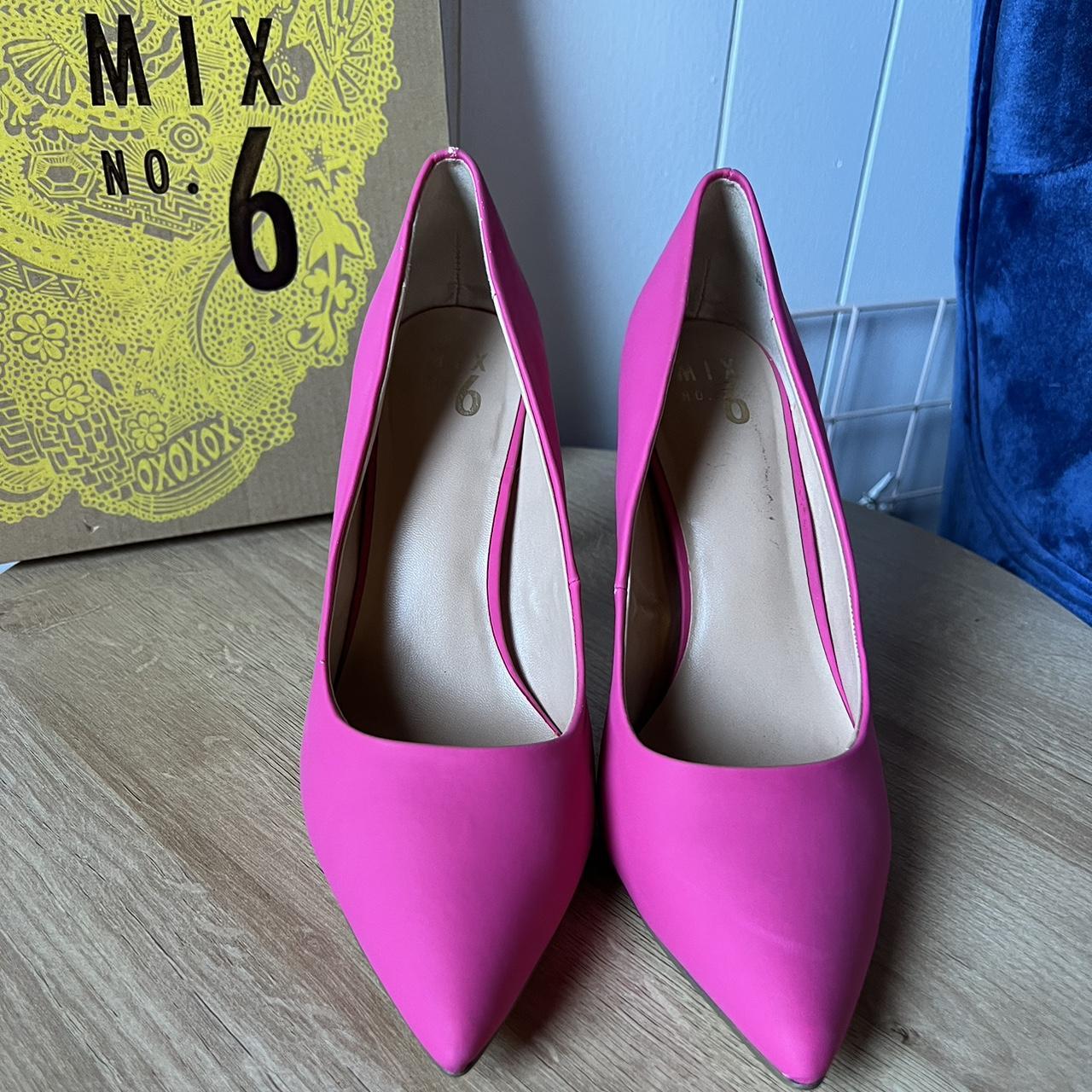 Mix No. 6 Women's Pink Courts | Depop