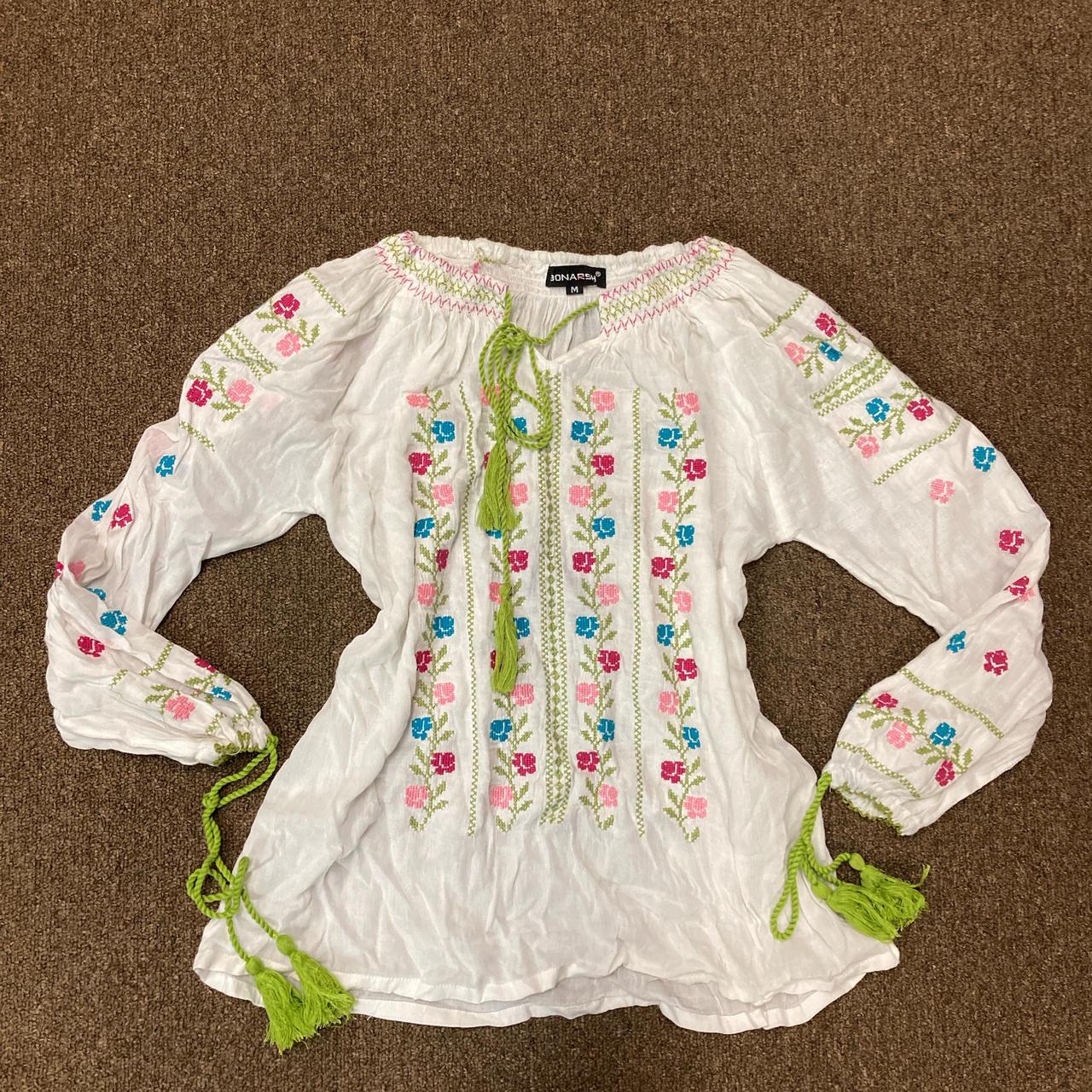 Vintage alpine cottage blouse 🤍🌸super cute white... - Depop