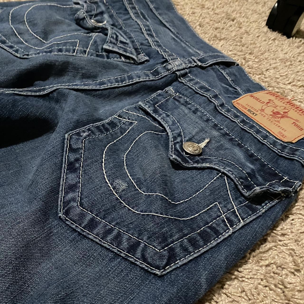 (prefer apple pay) send in offers trueys boa cool... - Depop