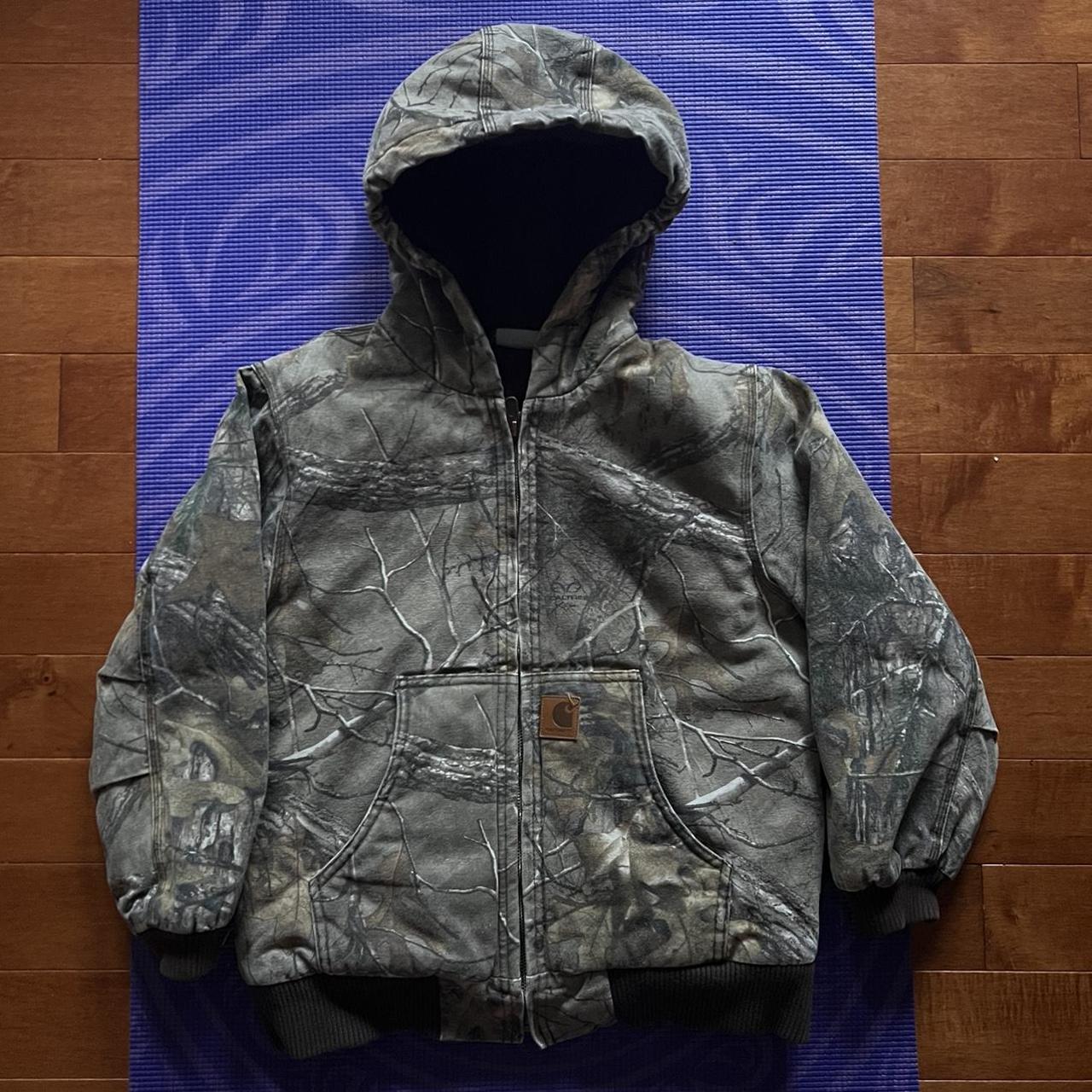 Carhartt real-tree jacket Tagged BOYS 10-12... - Depop