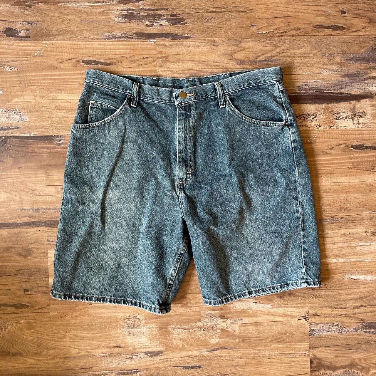 vintage men’s wrangler jorts. no flaws and looks... - Depop