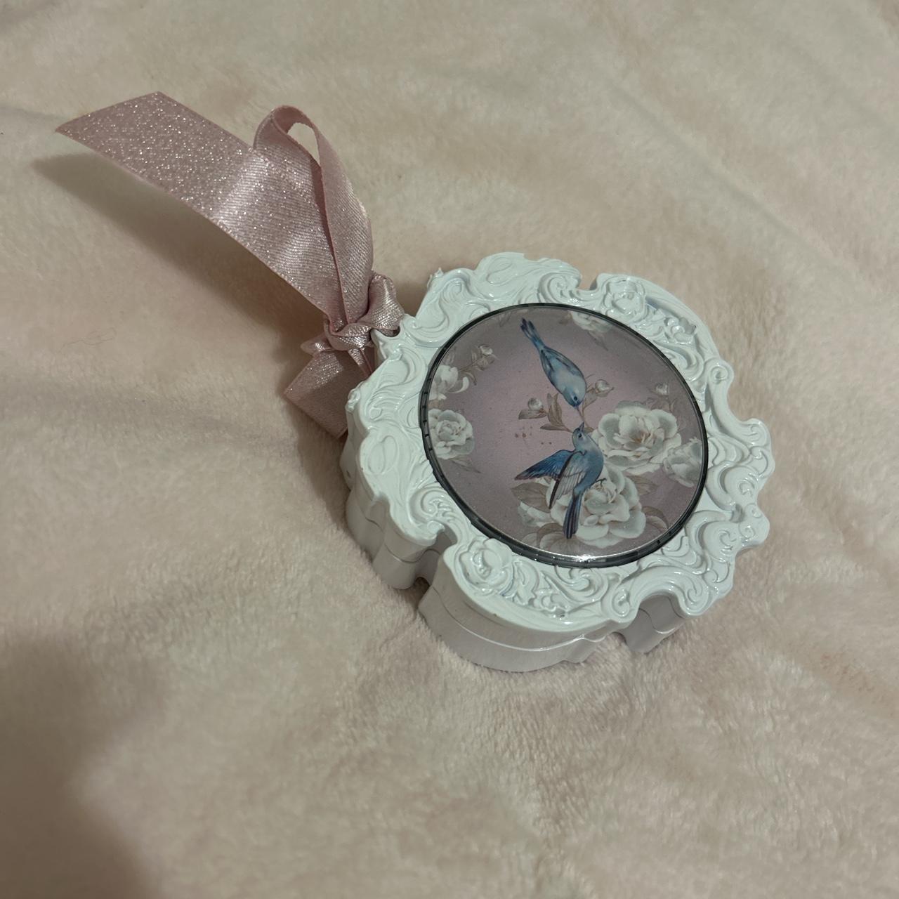 Beautiful flower knows powder compact Brand new... - Depop