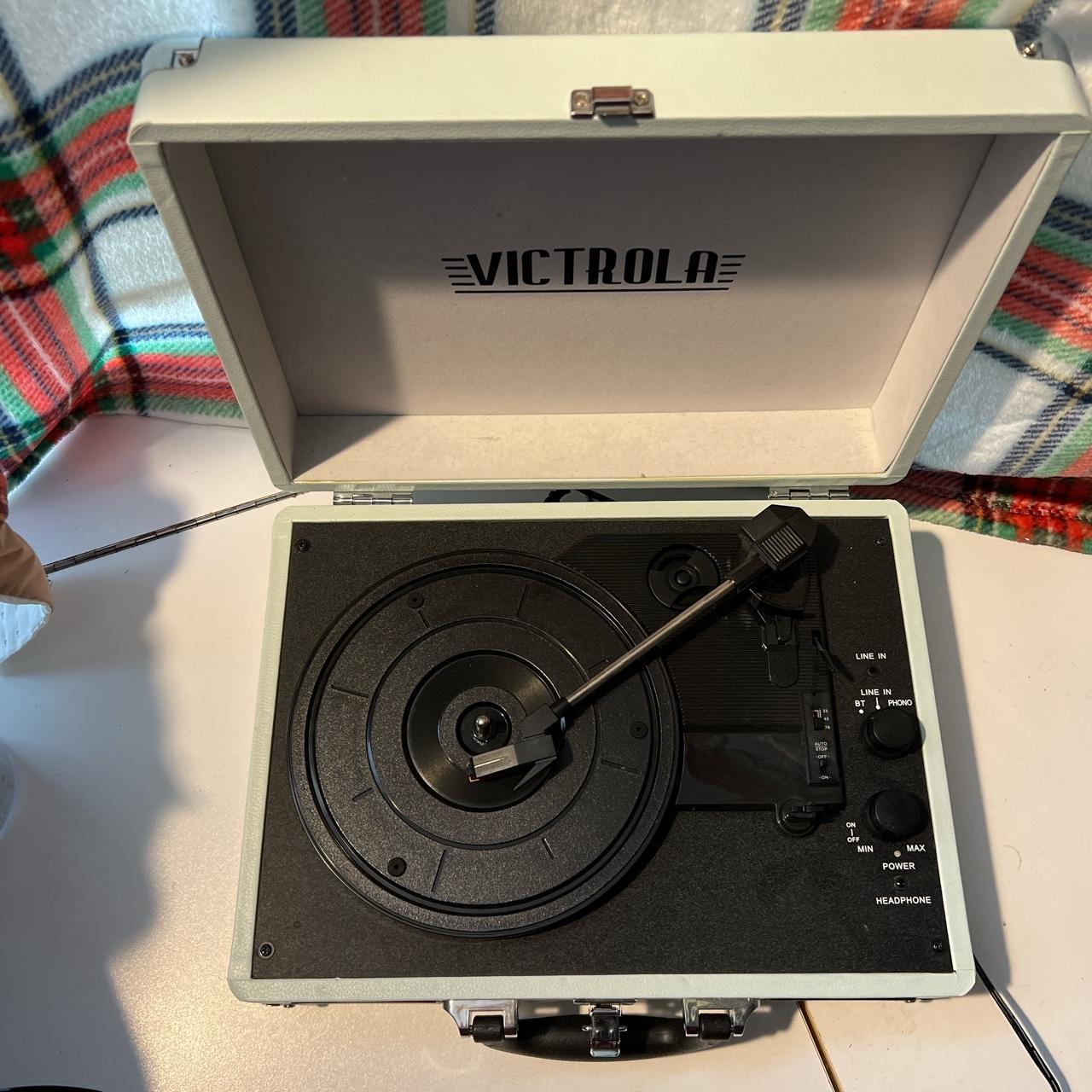 Victrola Blue and Green Cds-and-vinyl | Depop