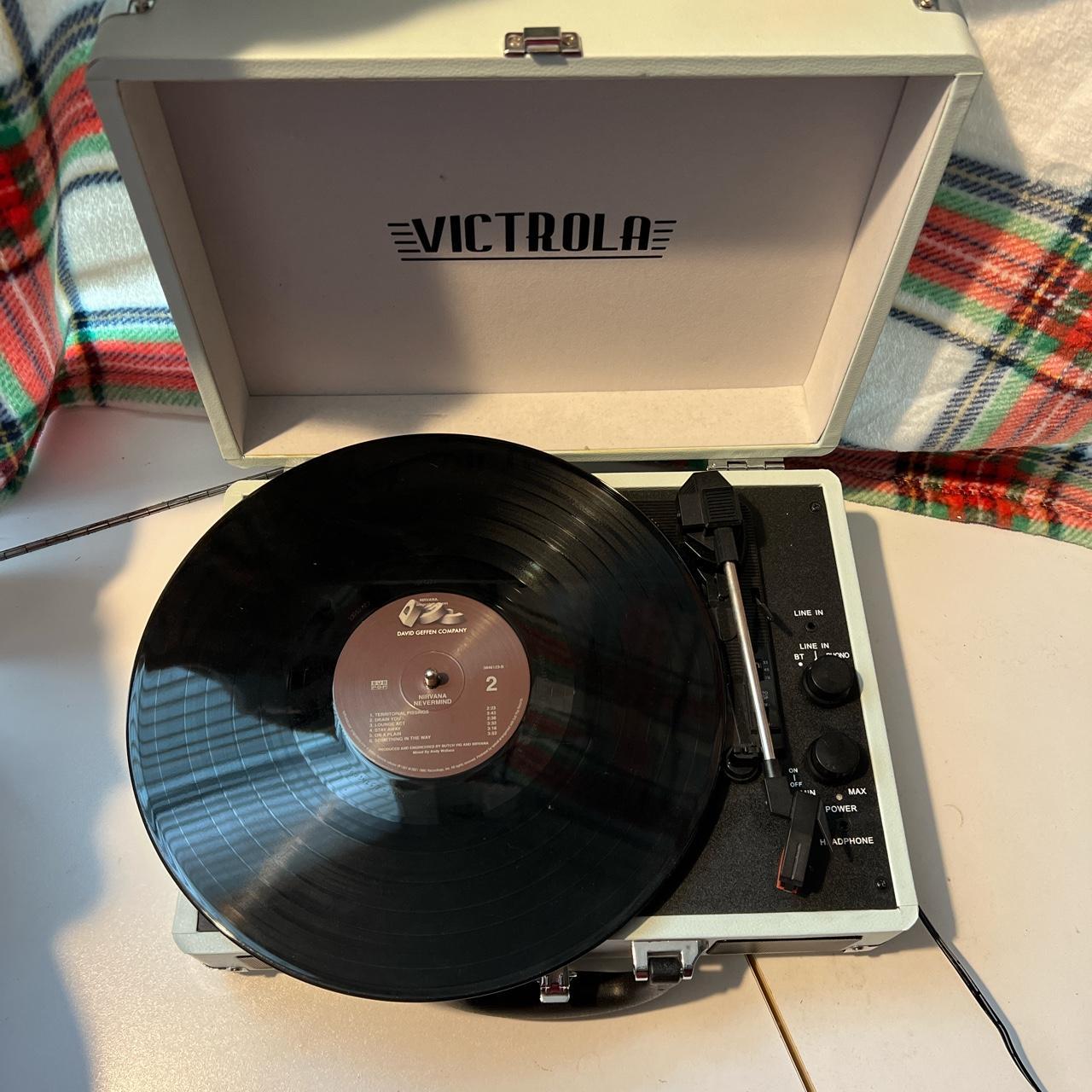 Victrola Blue and Green Cds-and-vinyl | Depop
