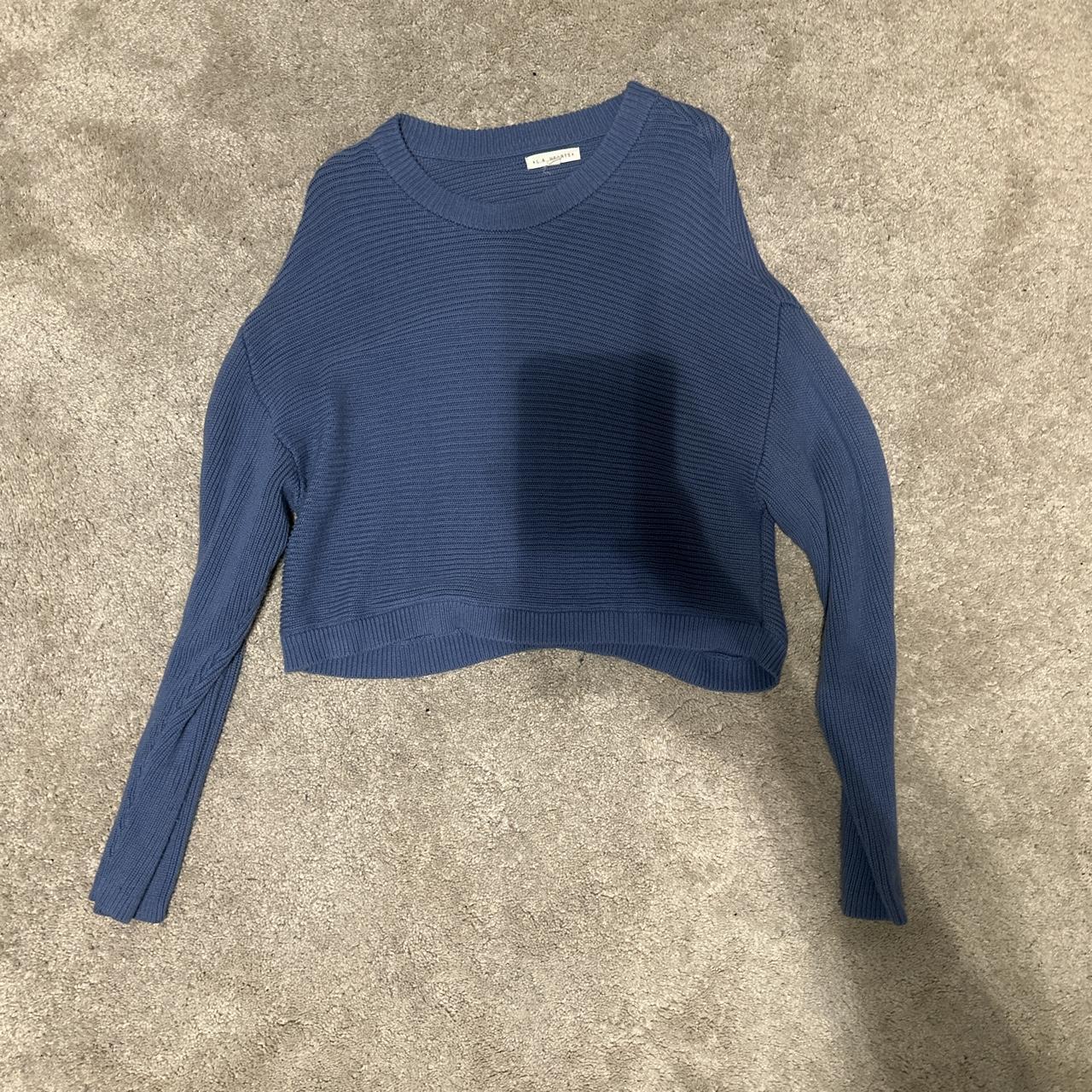 soft cropped blue sweater - Depop