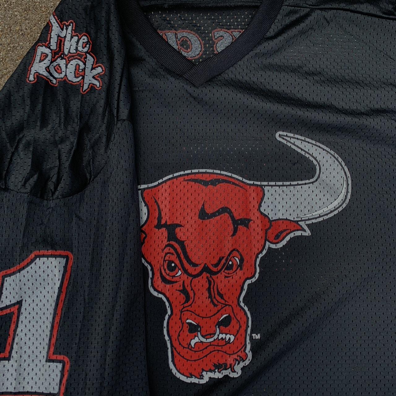 NFL Men's Black and Red Top | Depop