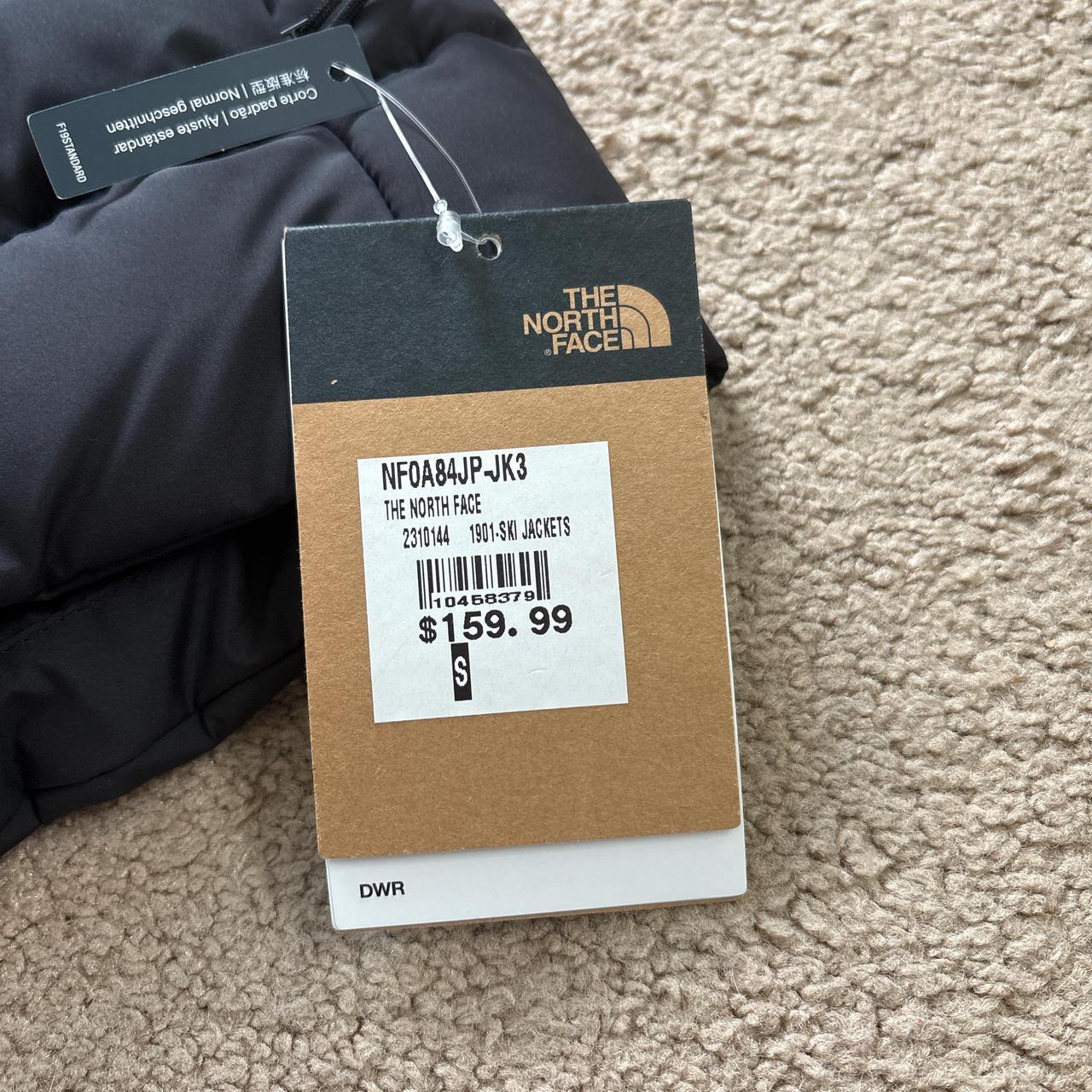 Women’s small north face vest | Depop