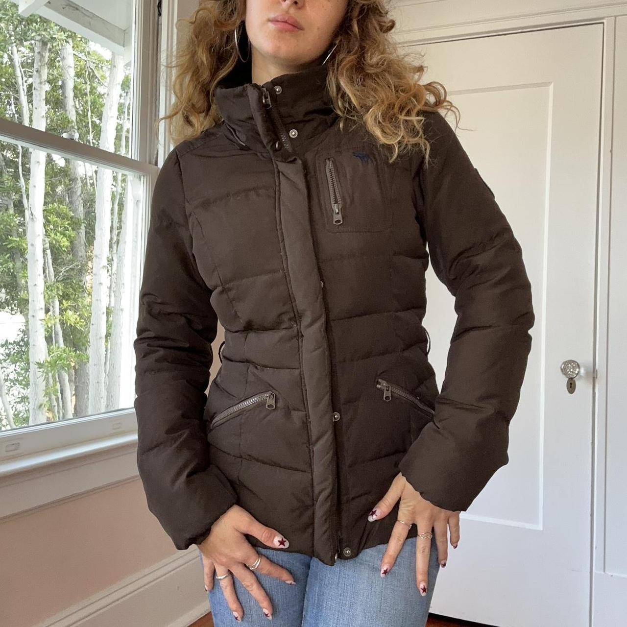 Outrageous old school puffer jacket from Abercrombie... - Depop