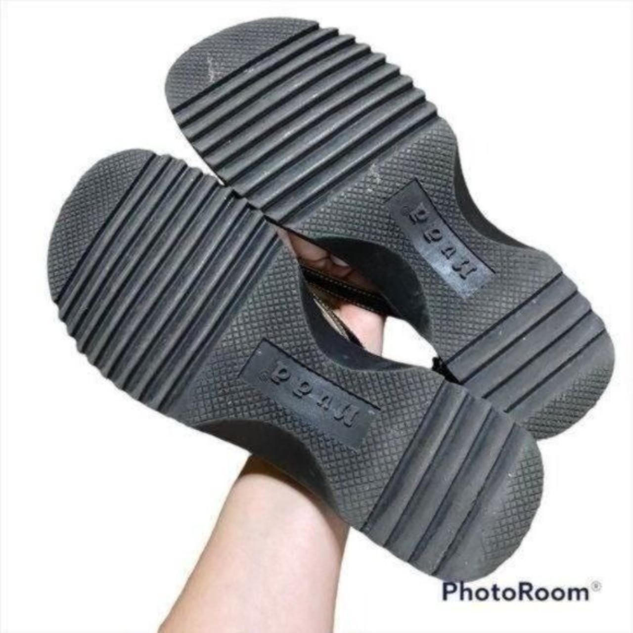 Mudd Chunky Heel Y2K 90's Style Sandals Womens Size... - Depop