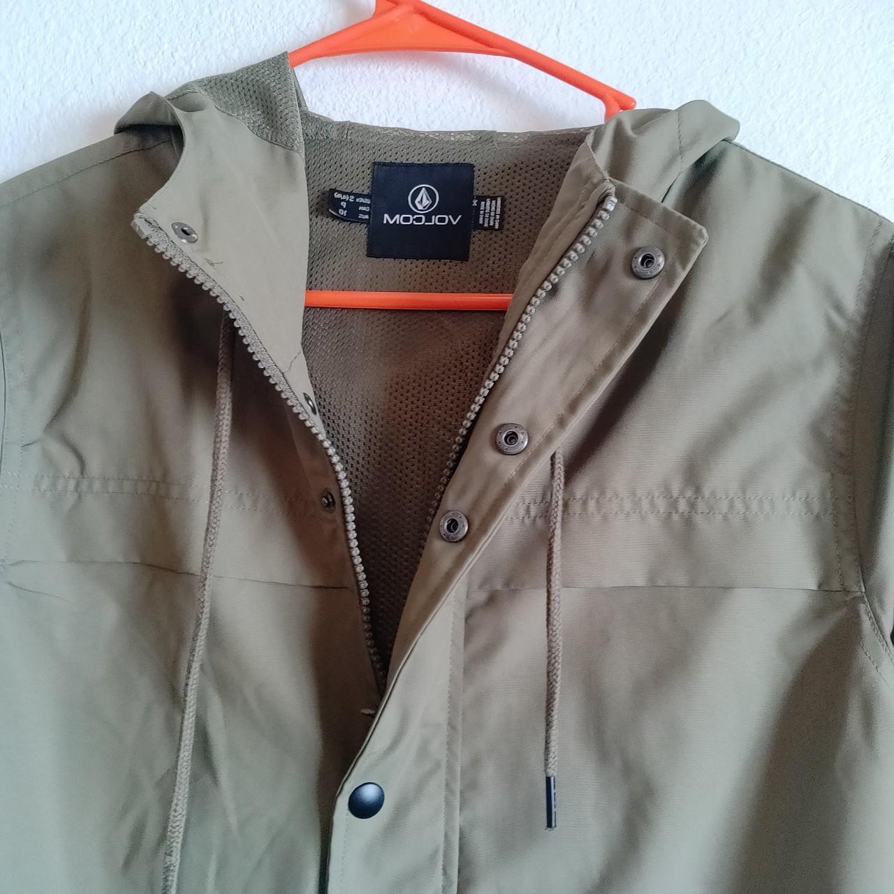 VOLCOM WATER RESISTANT JACKET WINDBREAKER OLIVE... - Depop