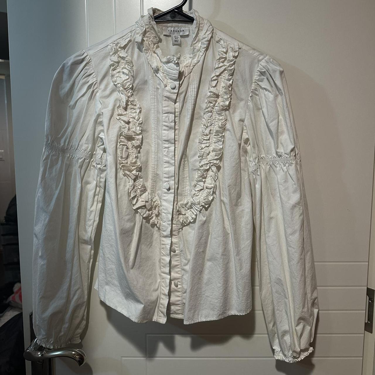 White floral embroidered button down shirt Very... - Depop