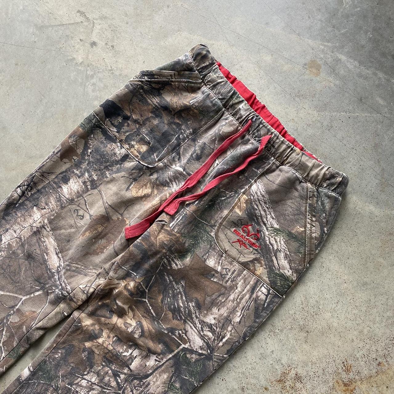 Y2K Realtree Sweatpants 2000’s Camo Sweats Cozy... - Depop
