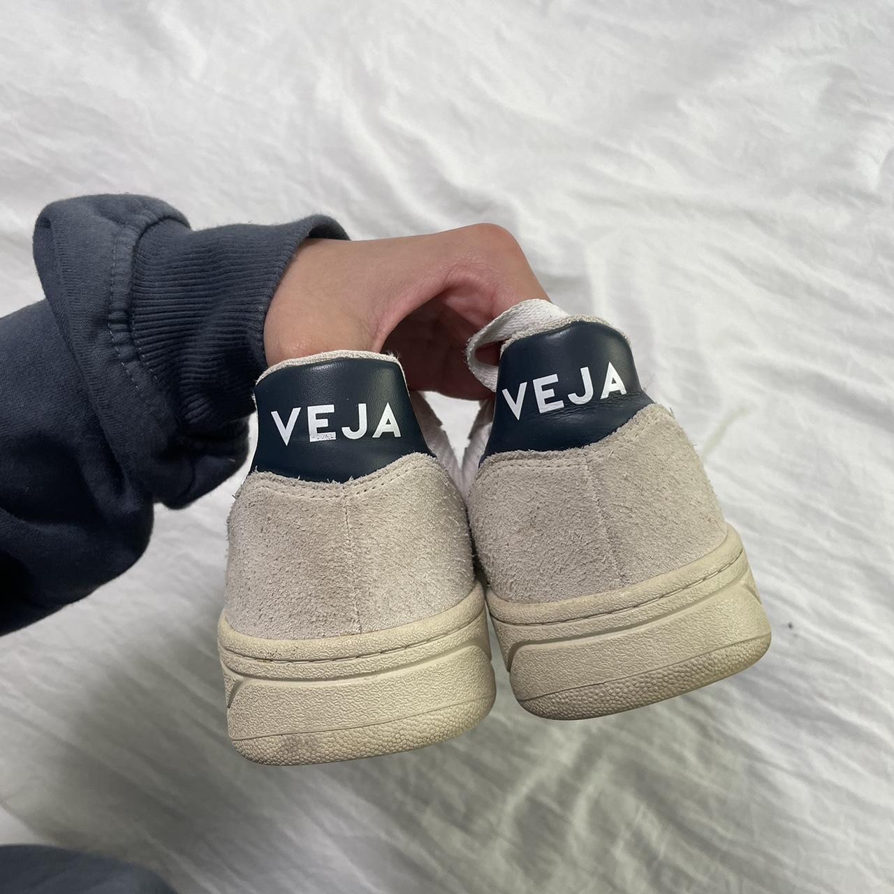 Veja Women's Navy Trainers | Depop
