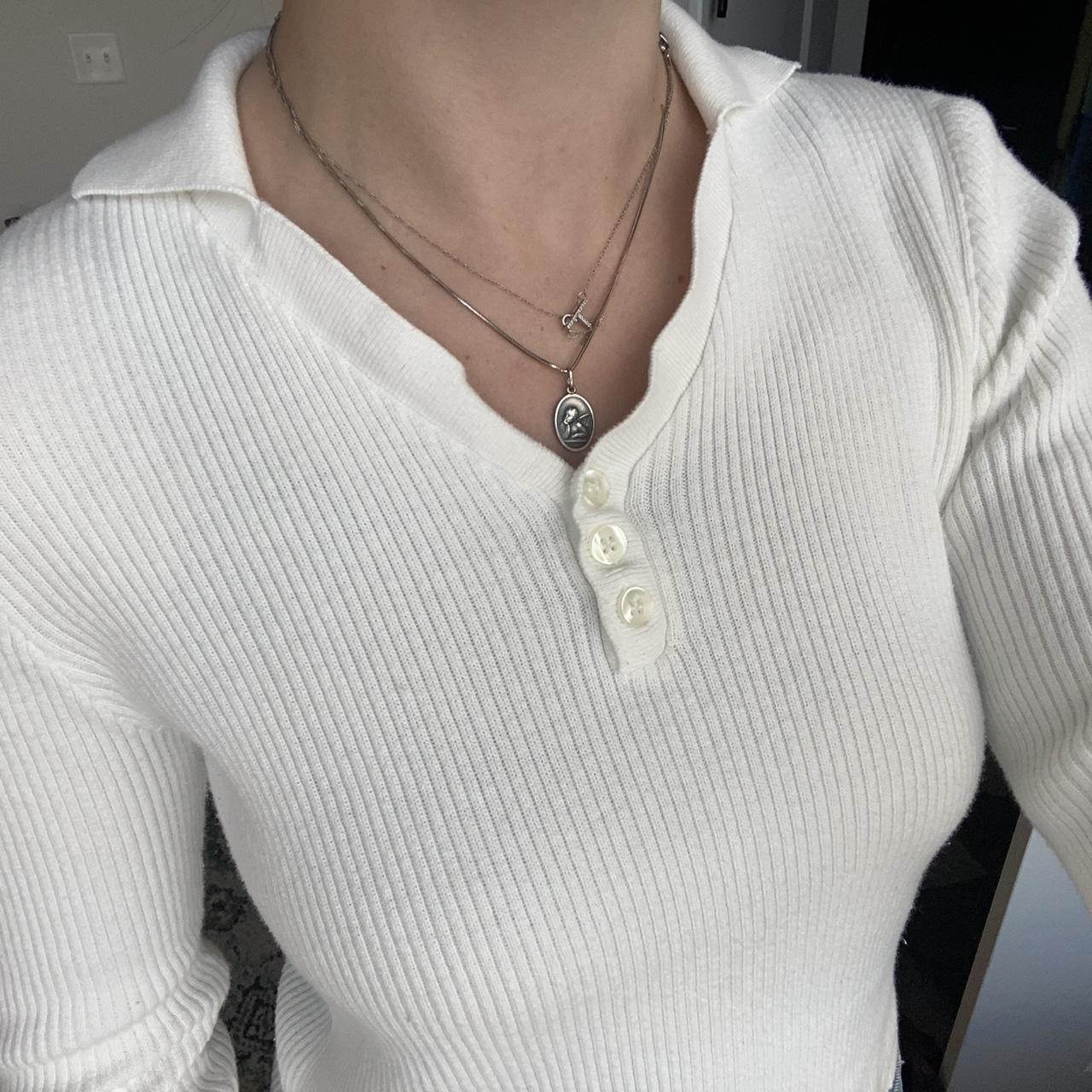 sweet and simple white button up top with collar🦢 -... - Depop