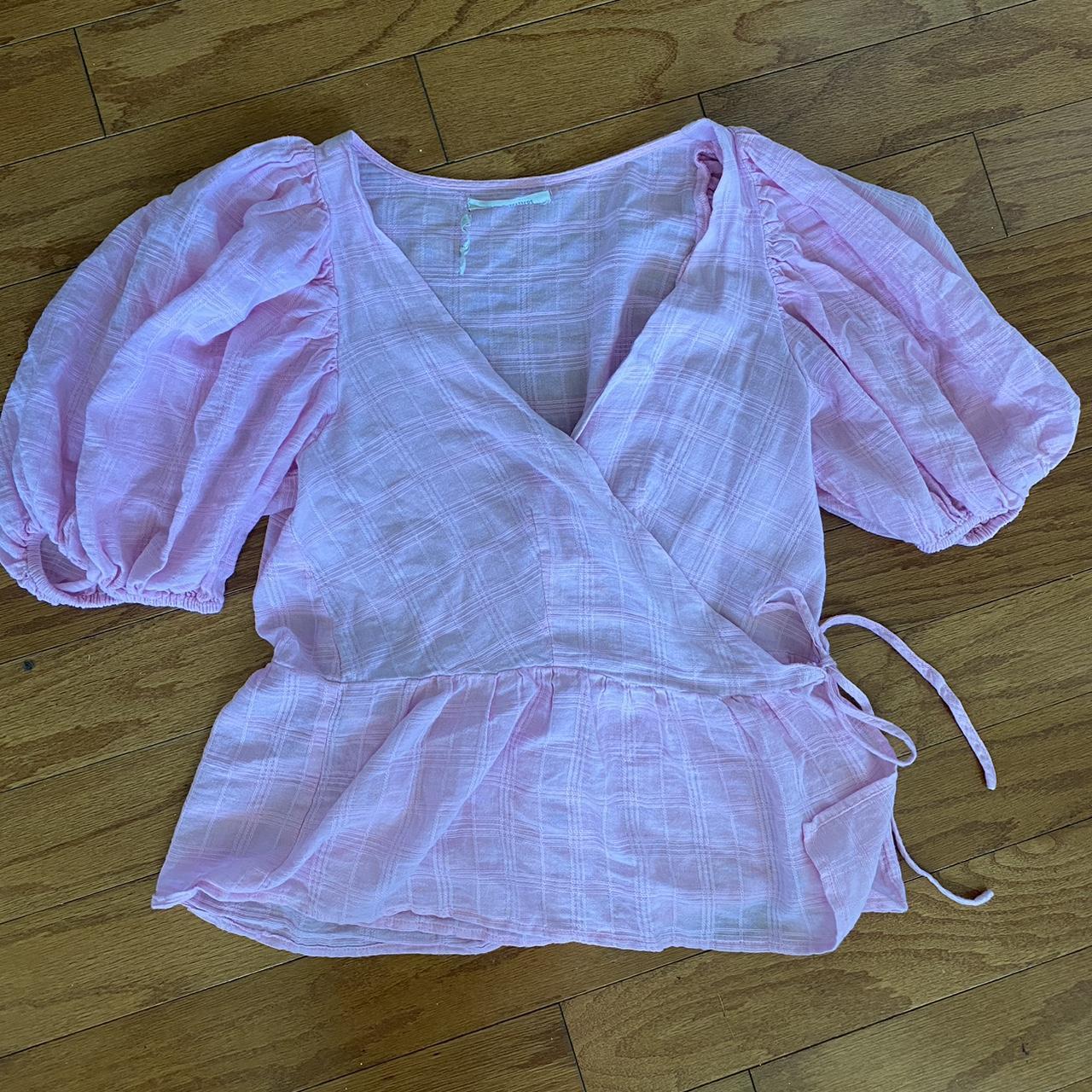 Preppy pink top! Puffy sleeves are so cute! It’s... - Depop