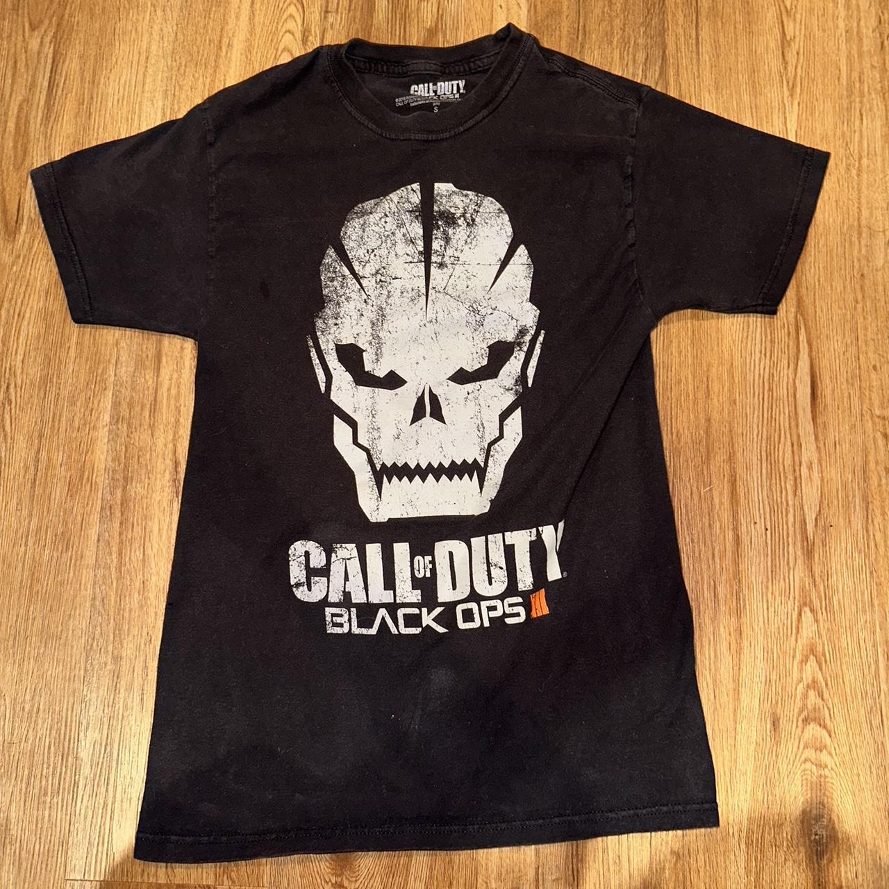 Call of Duty Shirt . Size Small . Nice Call Of Duty... - Depop
