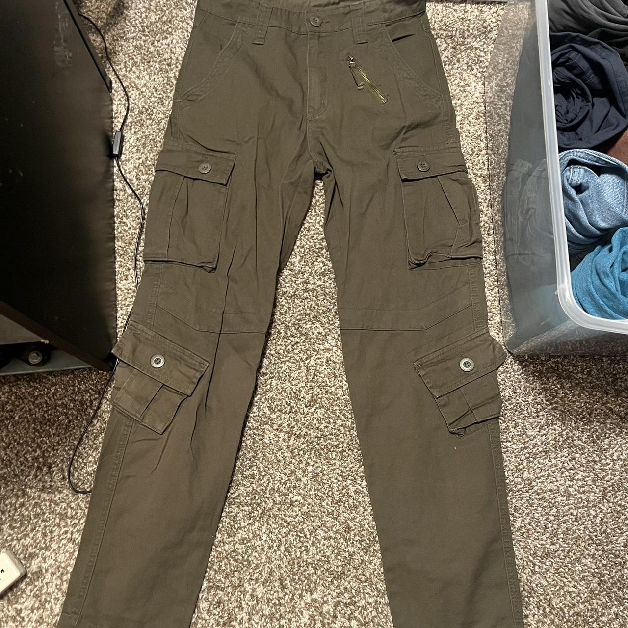 amazon cargo pants size 8/29 - Depop