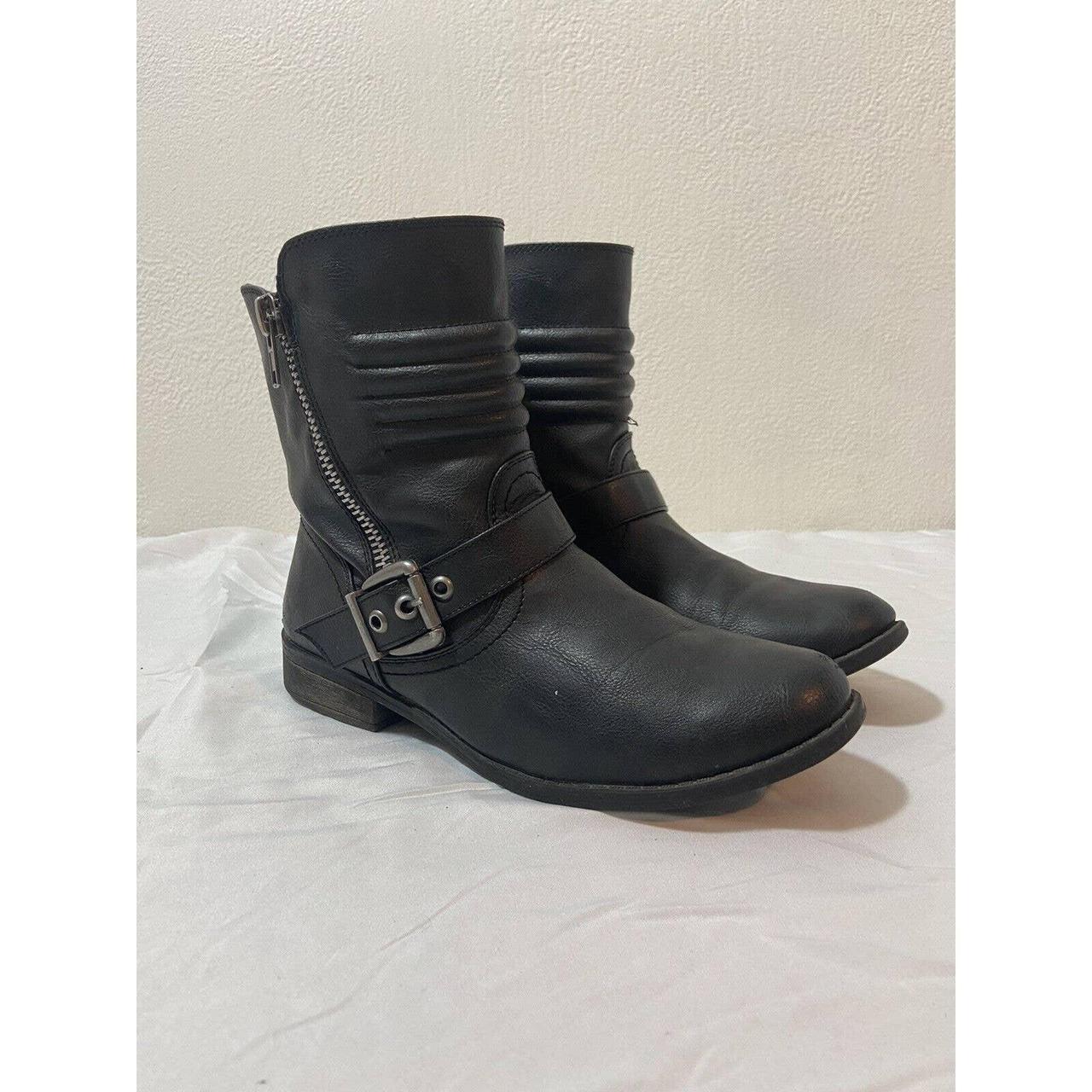 Rampage Women's Black Boots | Depop