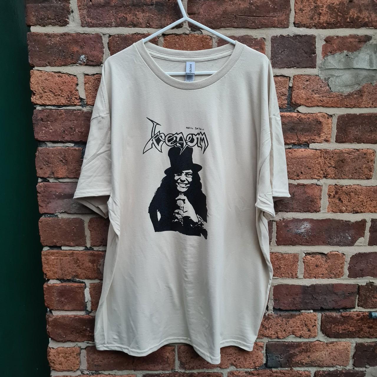 Men's Cream T-shirt | Depop
