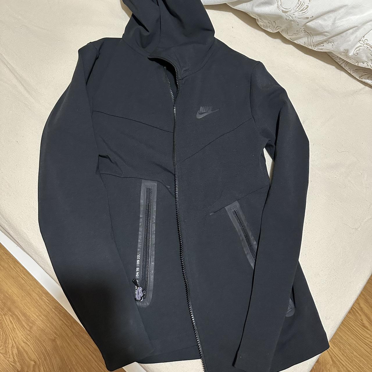 Nike teck pack jacket, worn 4/5 times, really really... - Depop