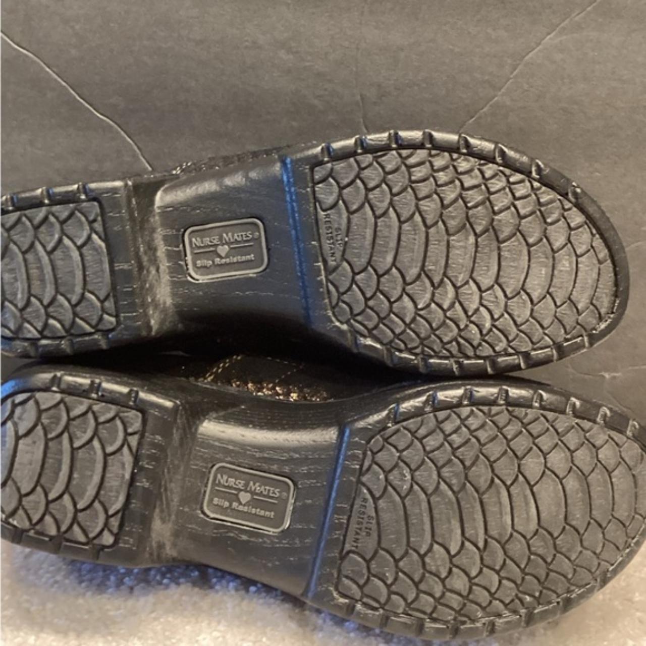 Nurse Mates Chloe back copper metallic clogs size... - Depop