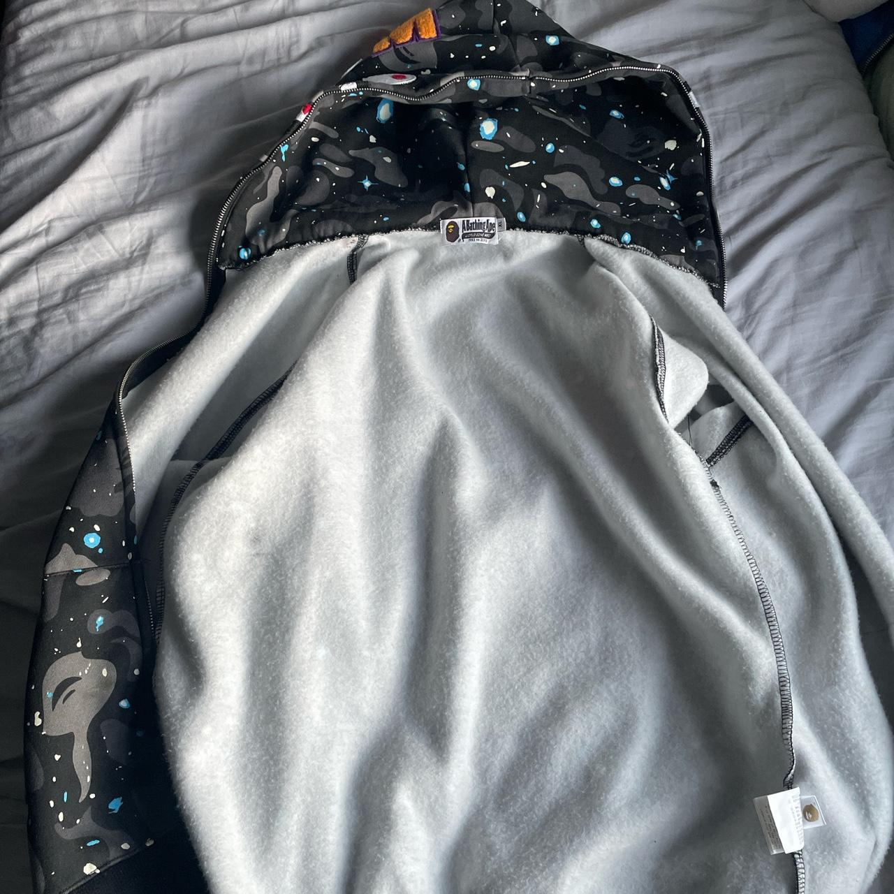 Space bape hoodie glow in dark xl - Depop