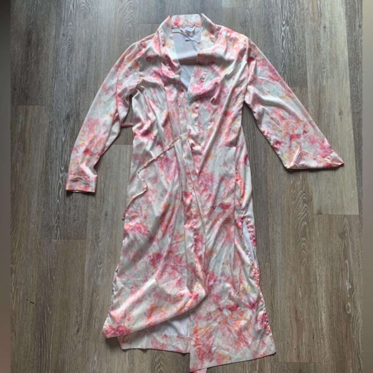 Stars Above Pink print Satin Robe Women's Size XS/S - Depop