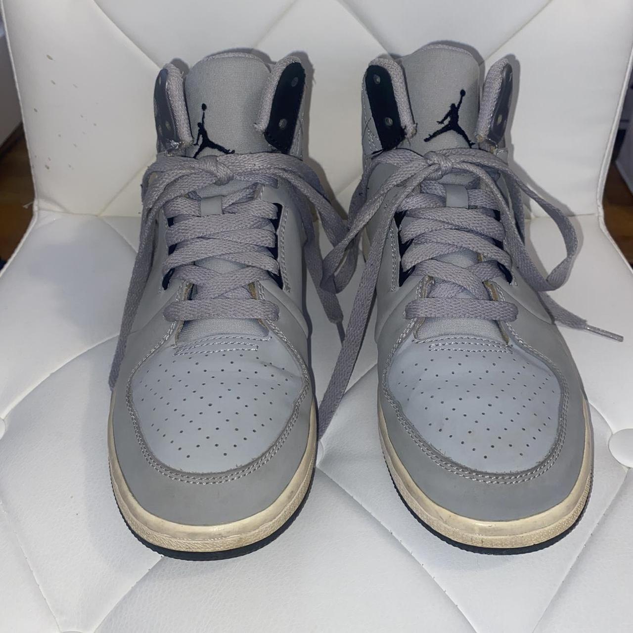 Such a nice pair of classic light grey Jordan’s.... - Depop