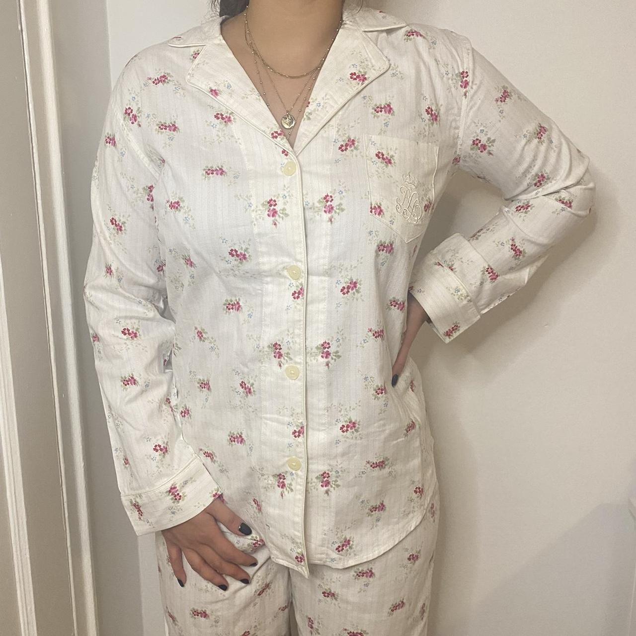 Ralph Lauren Women's Cream and Tan Pajamas | Depop