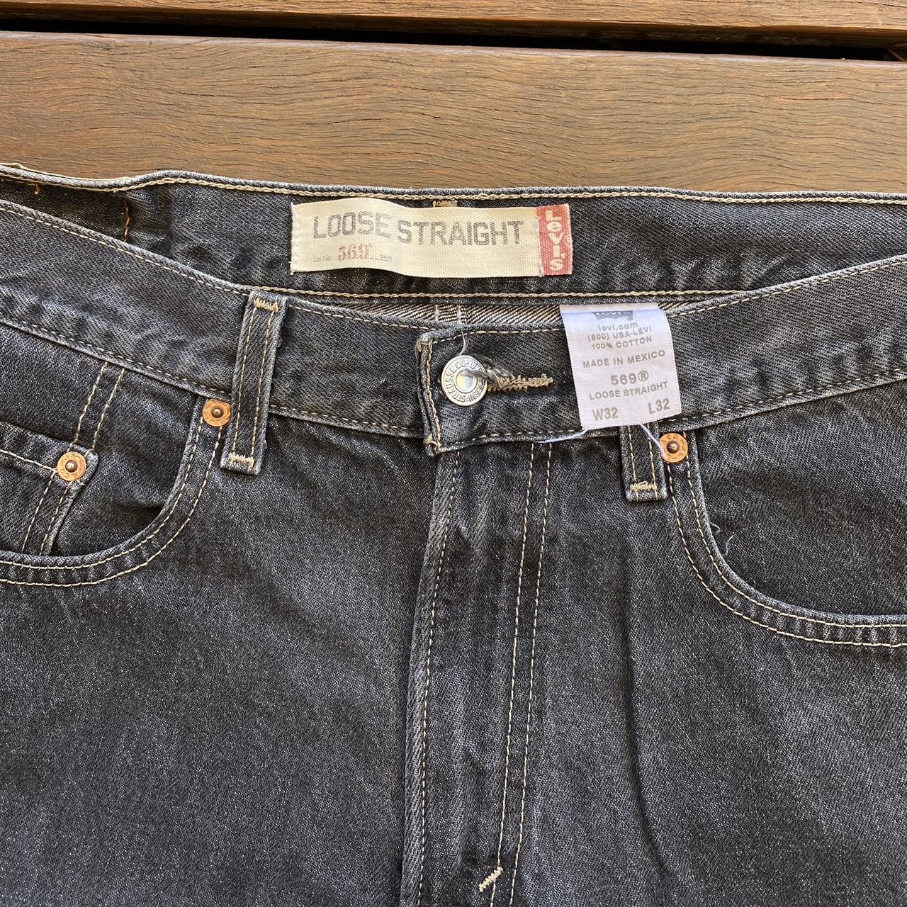 Levi’s 569 W32 L32 Minor tears and signs of wear... - Depop