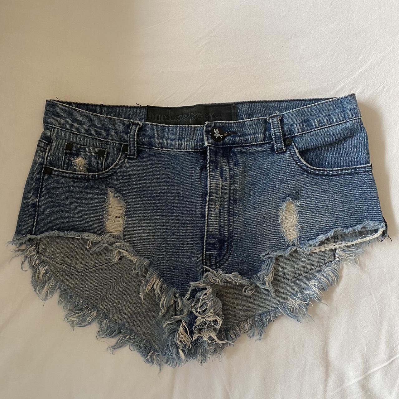 One Teaspoon denim shorts. Size 12/30. - Depop
