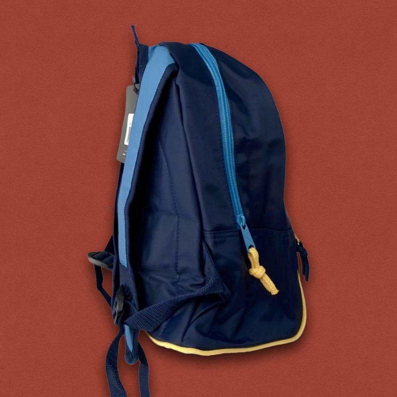 Early 2000’s small vintage nike bag rucksack... - Depop