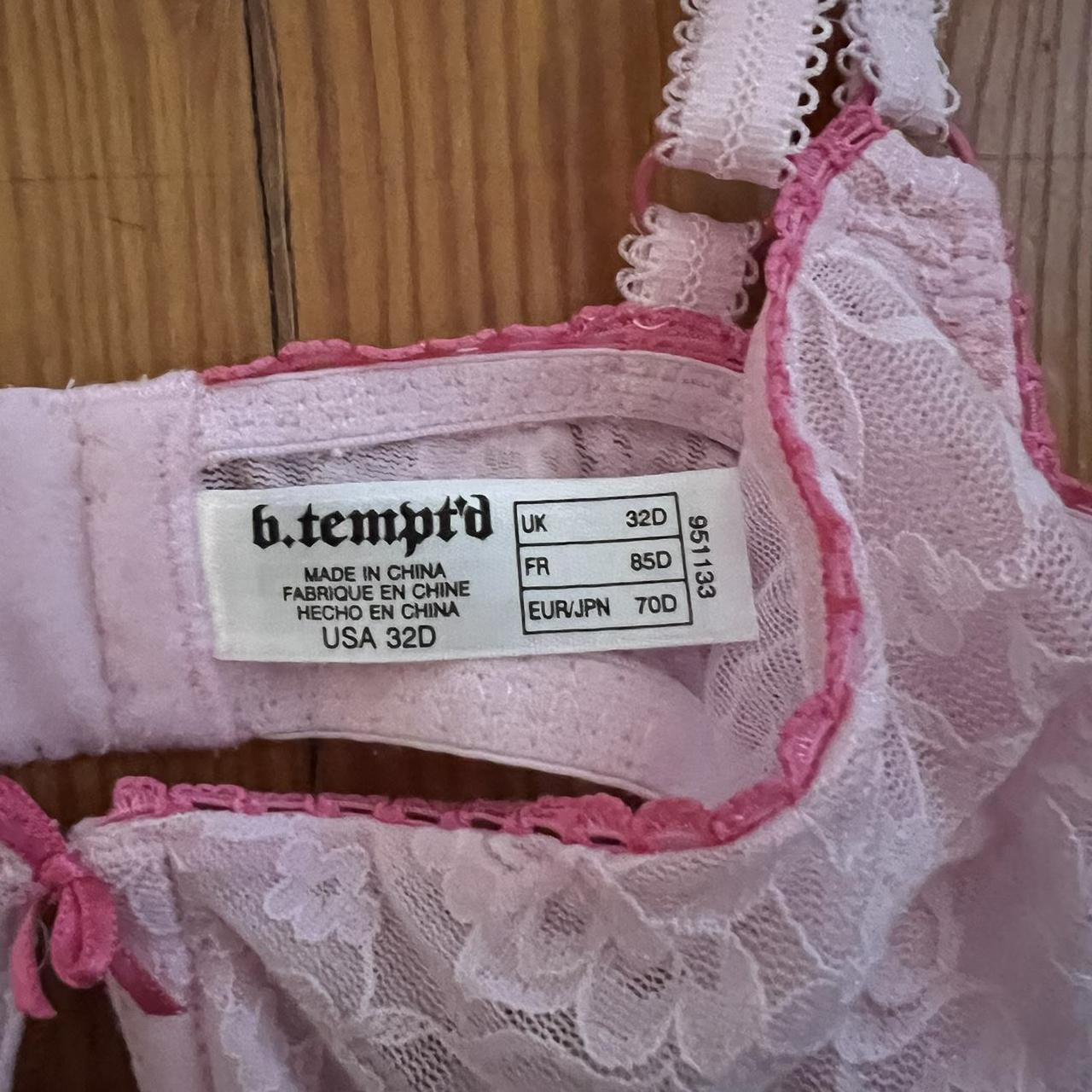 prettiest pink lace and bows 32D bralette pastel... - Depop