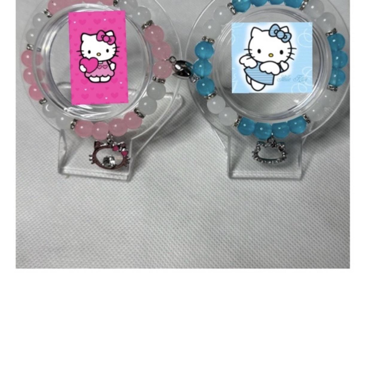 Hello kitty matching set beaded bracelet - Depop