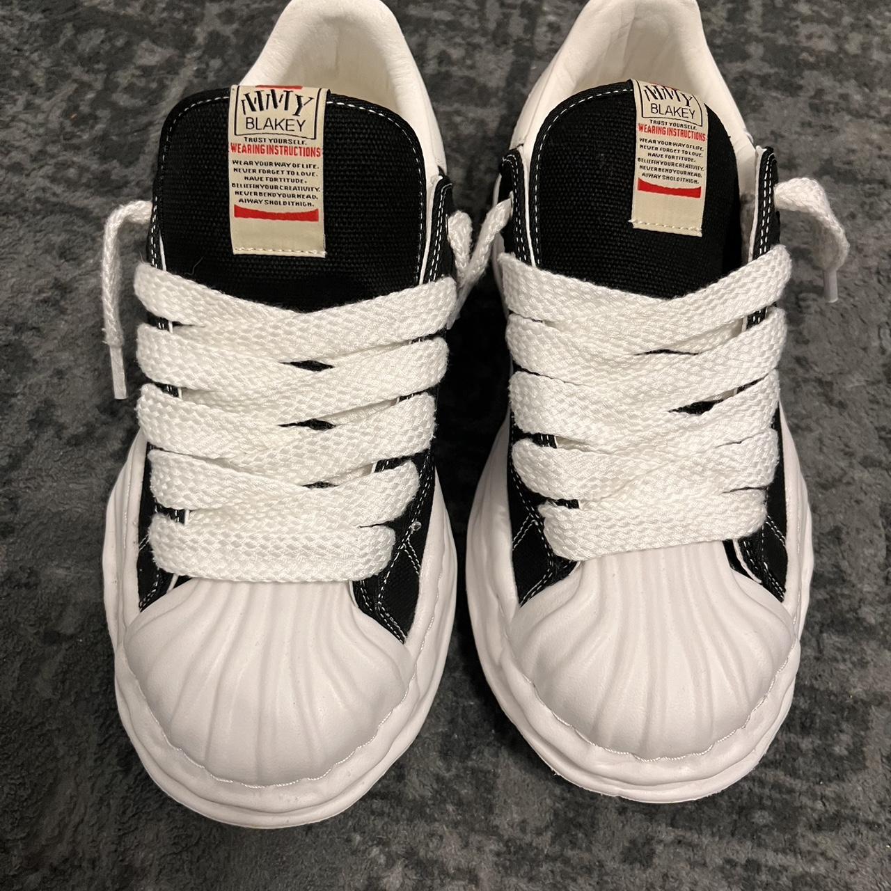 Black and white MMY Blakey trainers | Depop