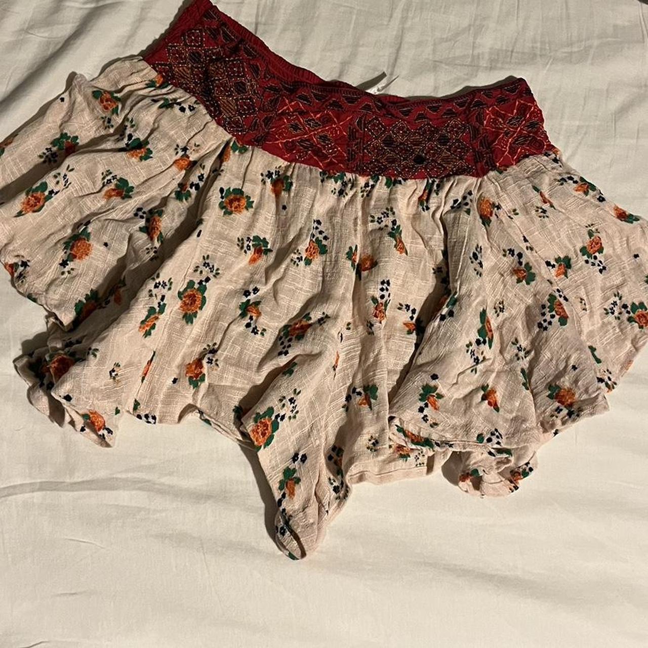 size M free people shorts, super cute floral... - Depop