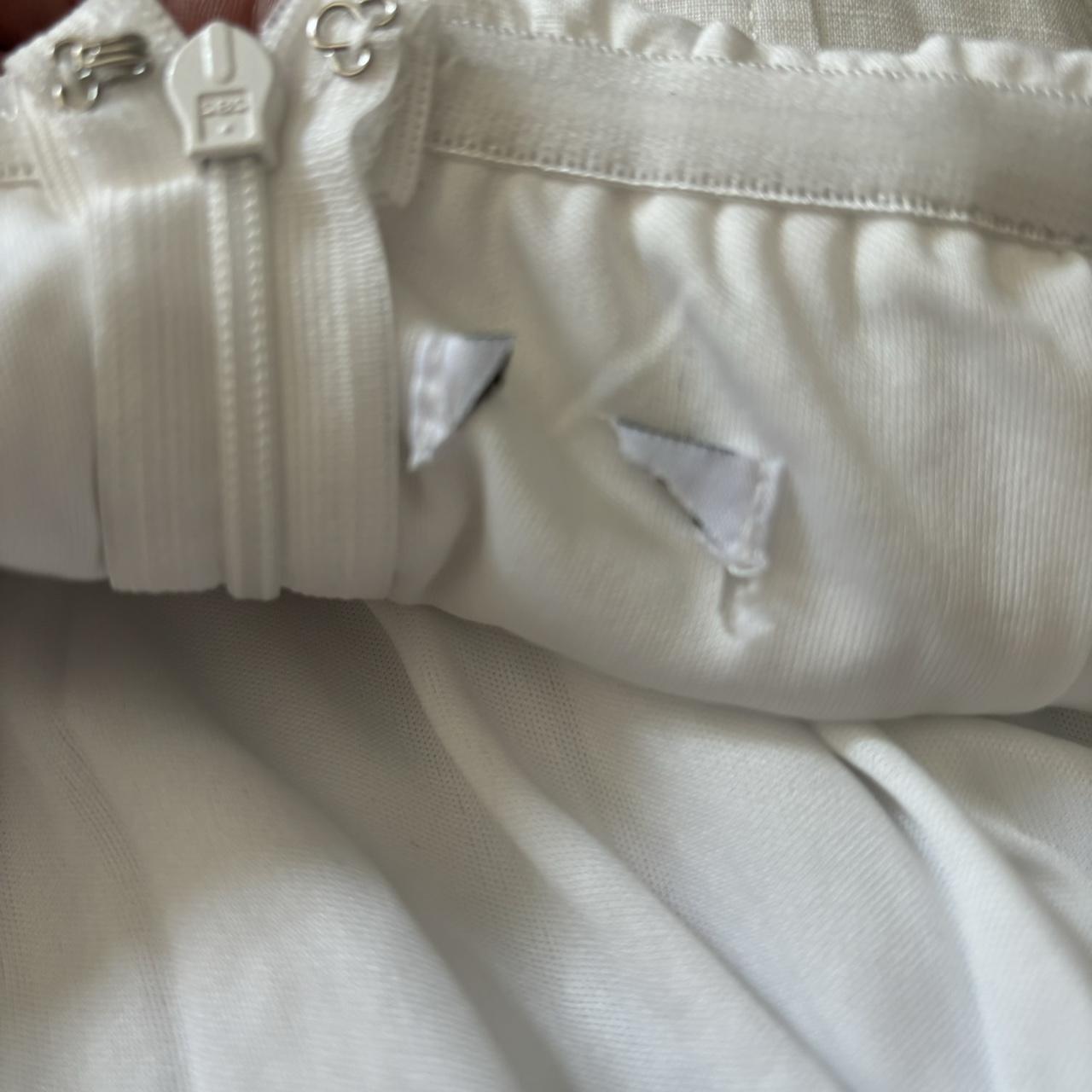 Princess Polly romper NWOT size 0 Cut tag - Depop