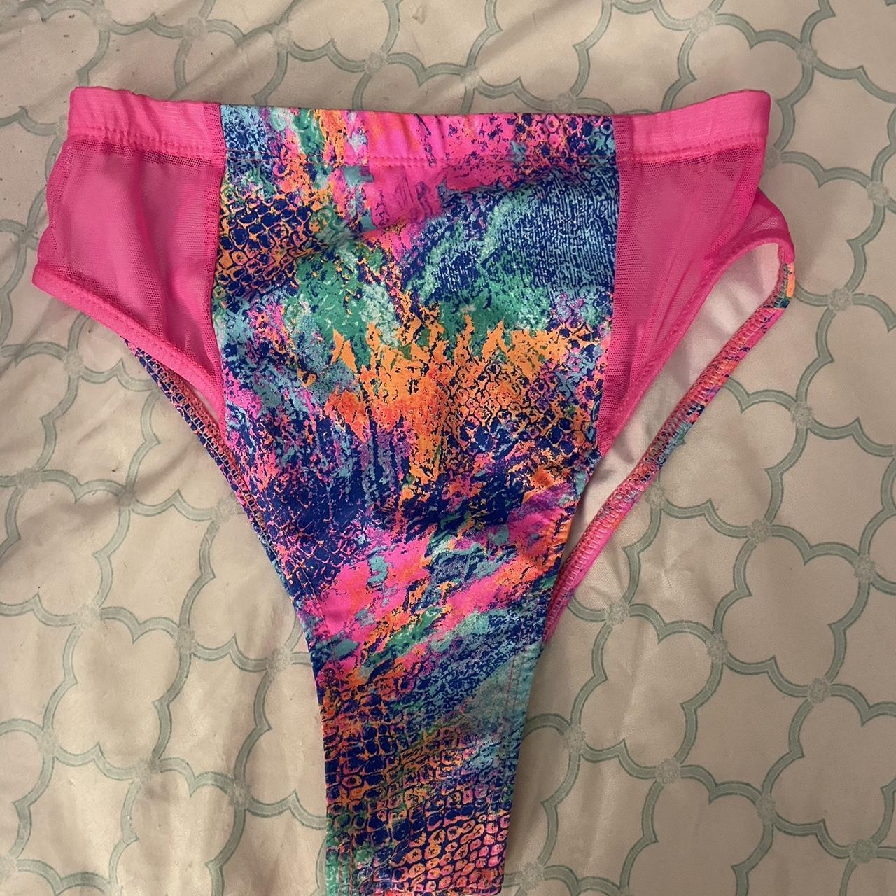 Freedom Rave Wear V free bottoms size small. Only... - Depop