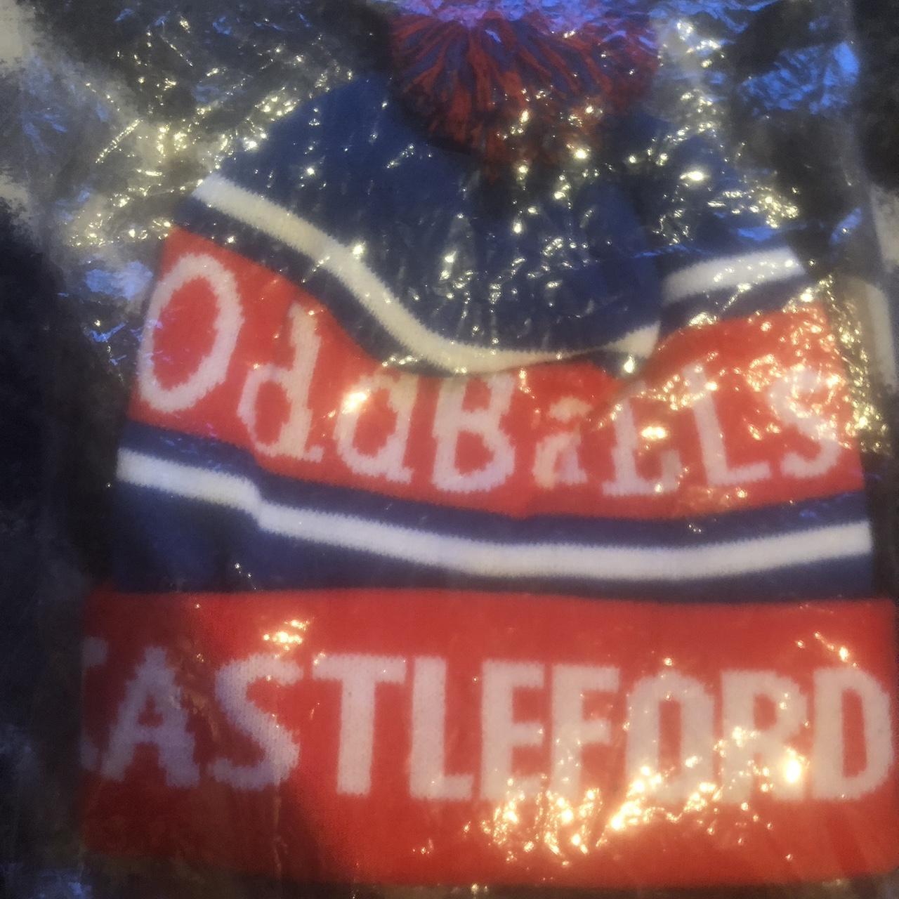 Castleford rugby union oddballs bobble hat brand new... - Depop