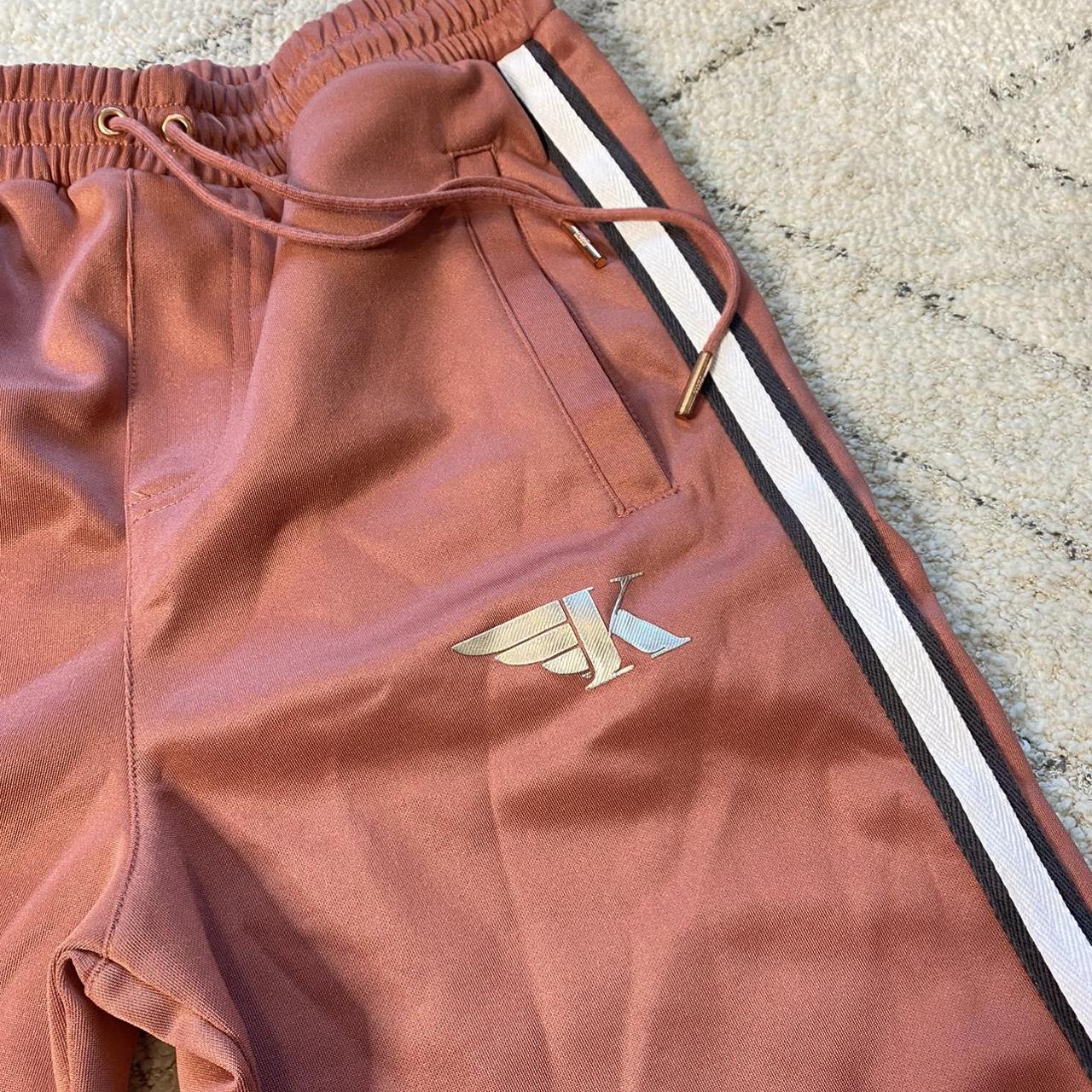 Kith men’s shorts Size is S Never wear - Depop