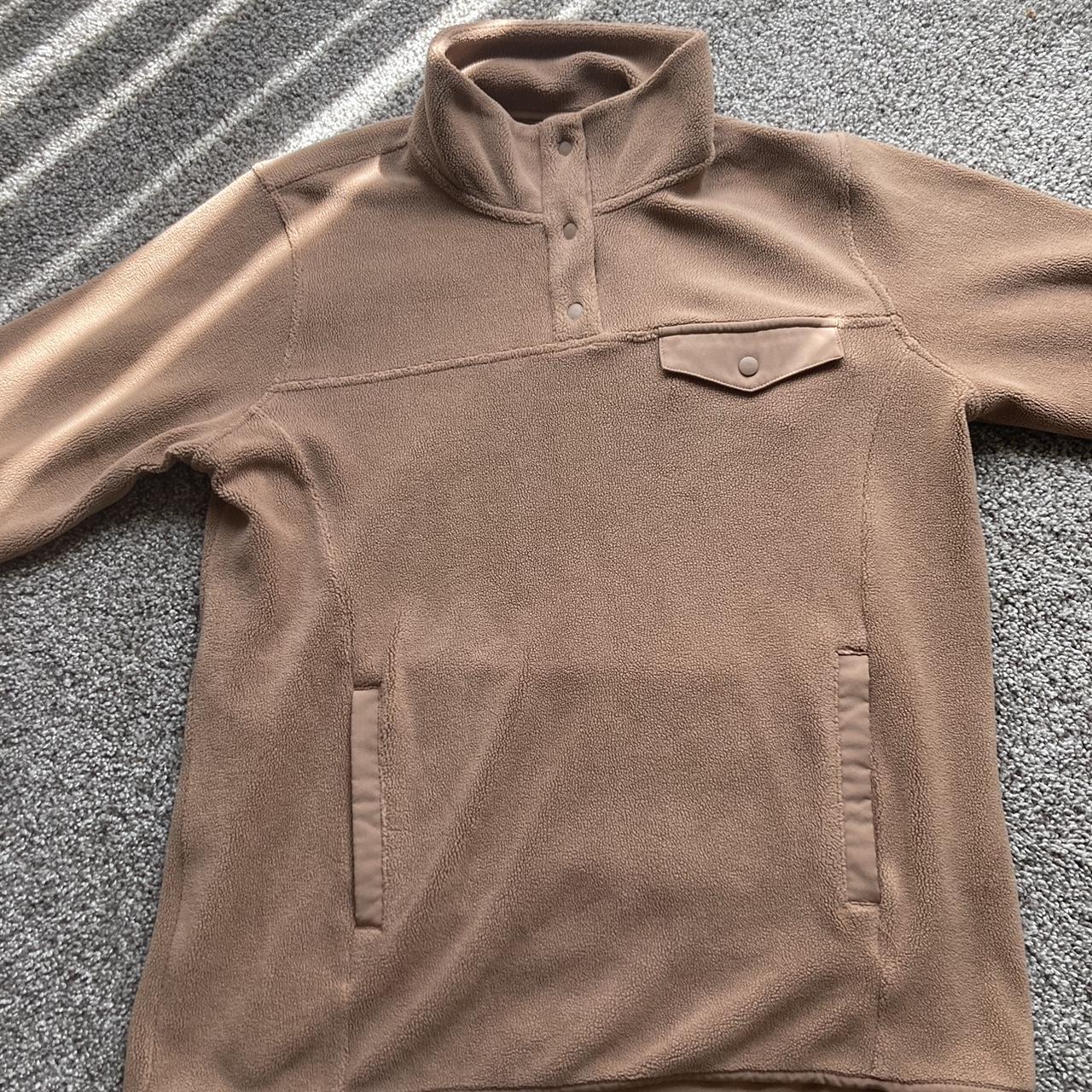 32 heat sweater! super comfy and cute size small.... - Depop