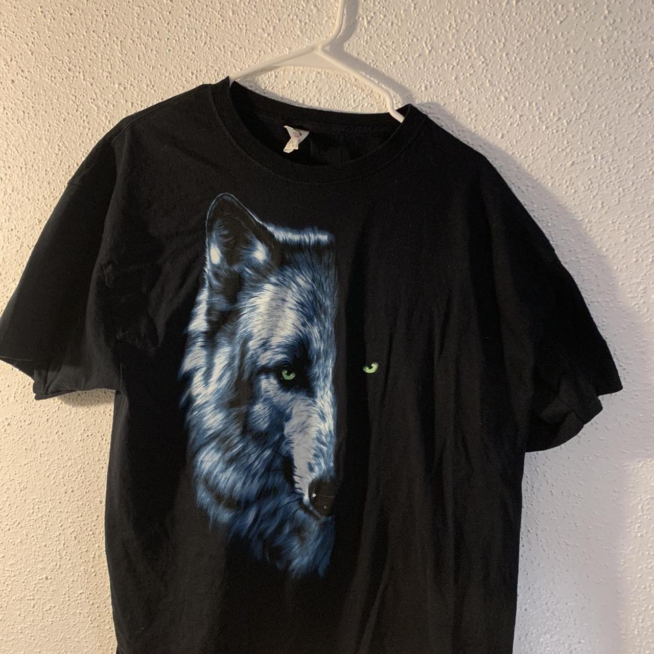 Two face wolf T shirt XL fits like a large - Depop